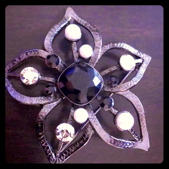 Givenchy | Jewelry | Givenchy Vintage Designer Brooch | Poshmark